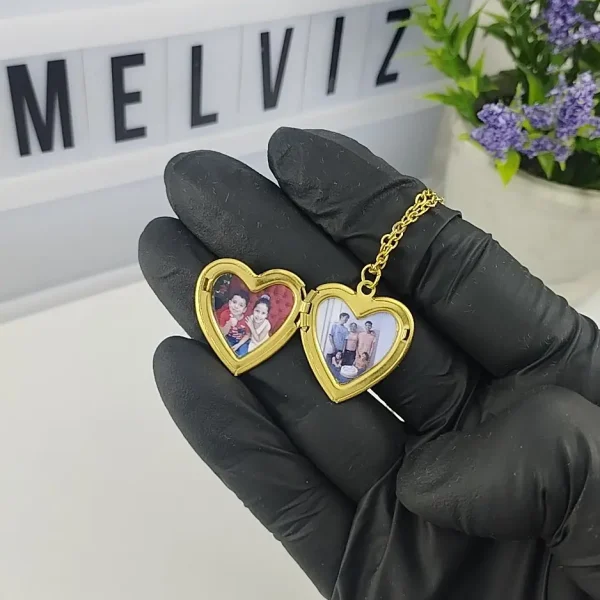 Relicario Corazón Liso Dorado Waterproof - Melviz